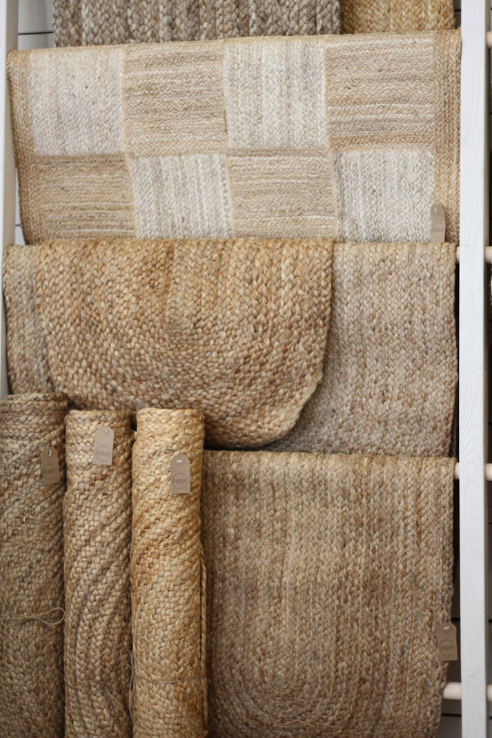 Rustic Braided Jute Rug - Oval – Hare & Wilde